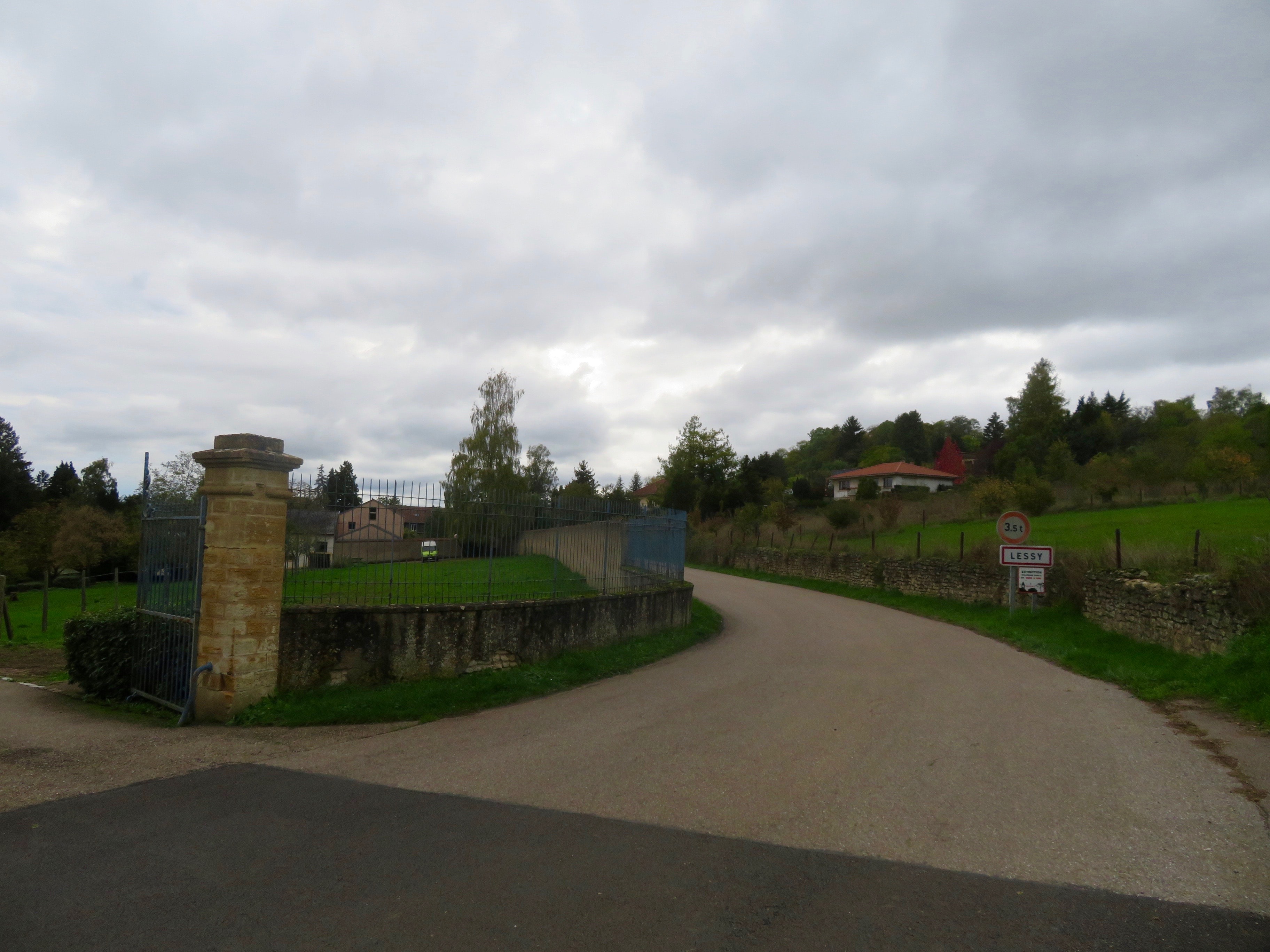 Lessy - Du couvent indécis au col de Lessy | Plan paysage Côtes de Moselle